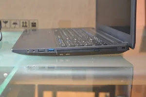 System76 Gazelle Pro: An Intel Haswell Laptop With Ubuntu Linux Review ...