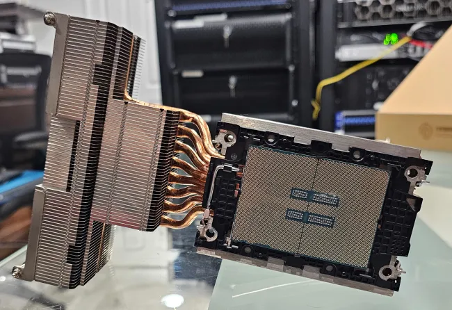 Intel 5th Gen Xeon Performance Benchmarks: Impressive Efficiency Gains ...